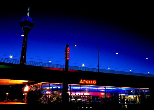 Roncalli´s Apollo Varieté :: www.altstadt-duesseldorf.de